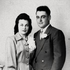 Bonnie J. Molnar Obituary & Funeral | Racine, WI | Maresh-Meredith & Acklam